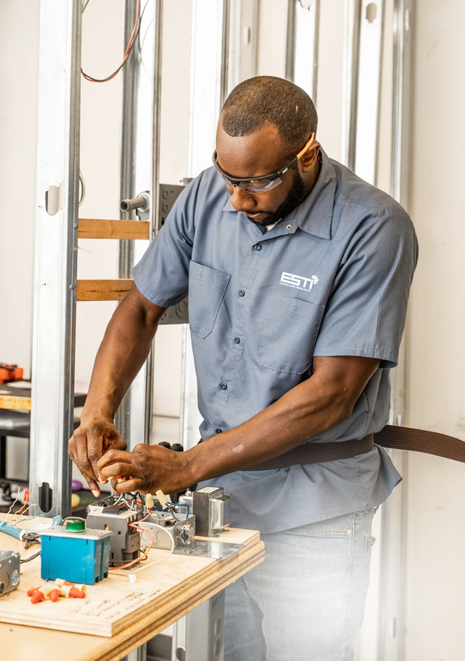 Home | Electronic Safety Training Institute